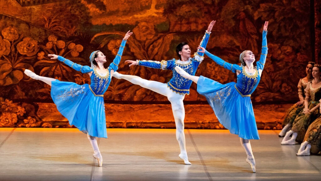 World Ballet Company: Swan Lake | Journey Bank Community Arts Center