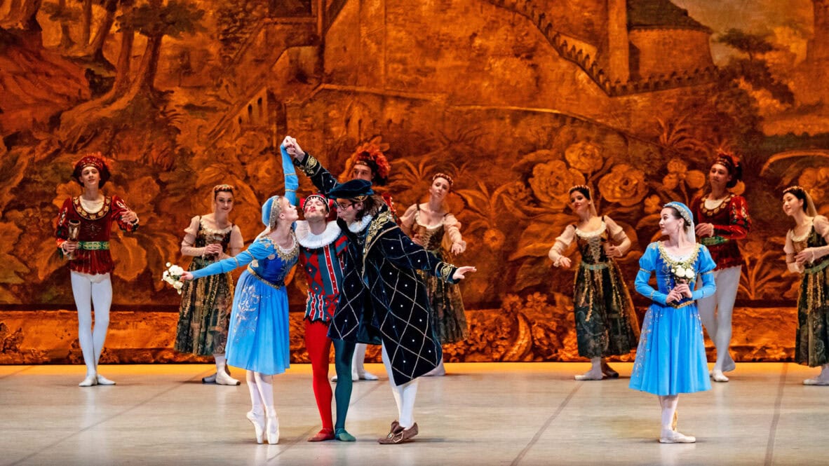 World Ballet Company: Swan Lake | Journey Bank Community Arts Center
